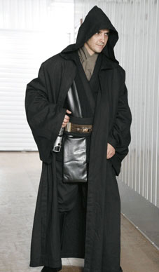 STAR WARS COSTUMES: - Give in to the Dark Side